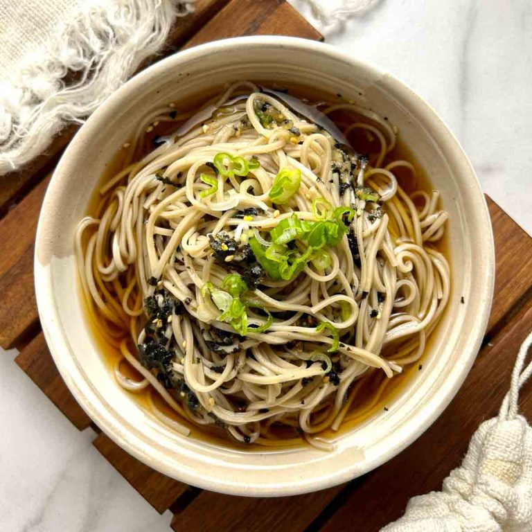 Zaru Soba (Japanese Cold Noodles)