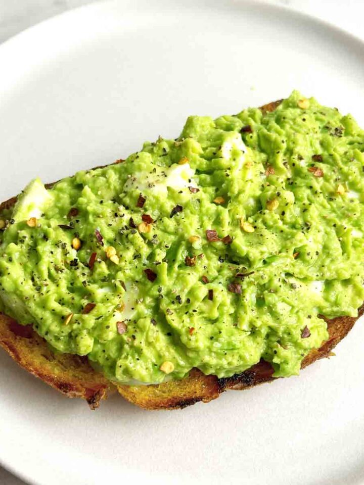 Avocado Toast (with Egg)